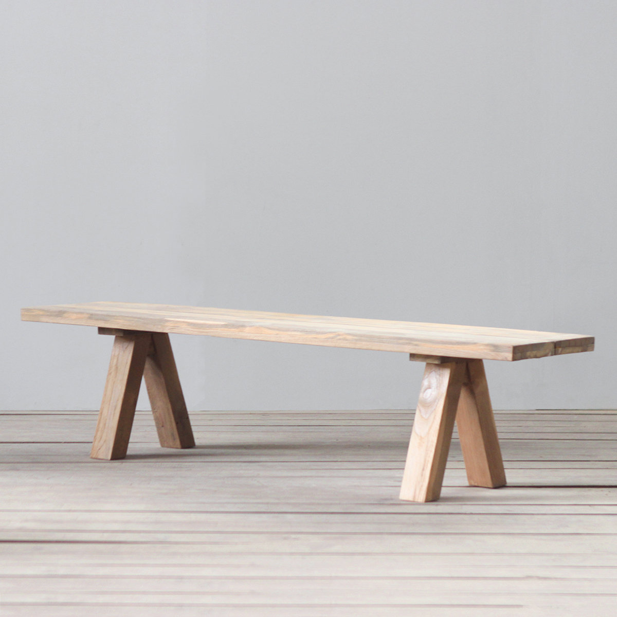 Alpha Bench | KAYULAMA